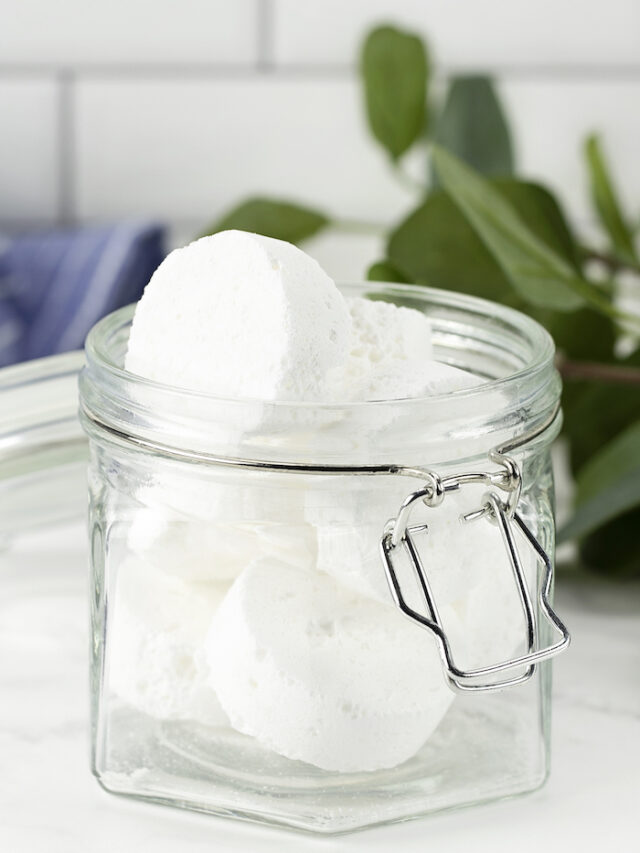 DIY Natural Vapor Shower Steamers Story - Lydi Out Loud